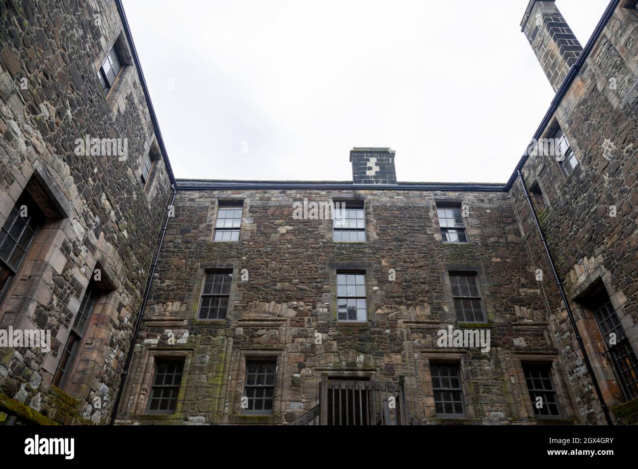 Stirling castle exterior hi-res stock photography and images - Alamy
