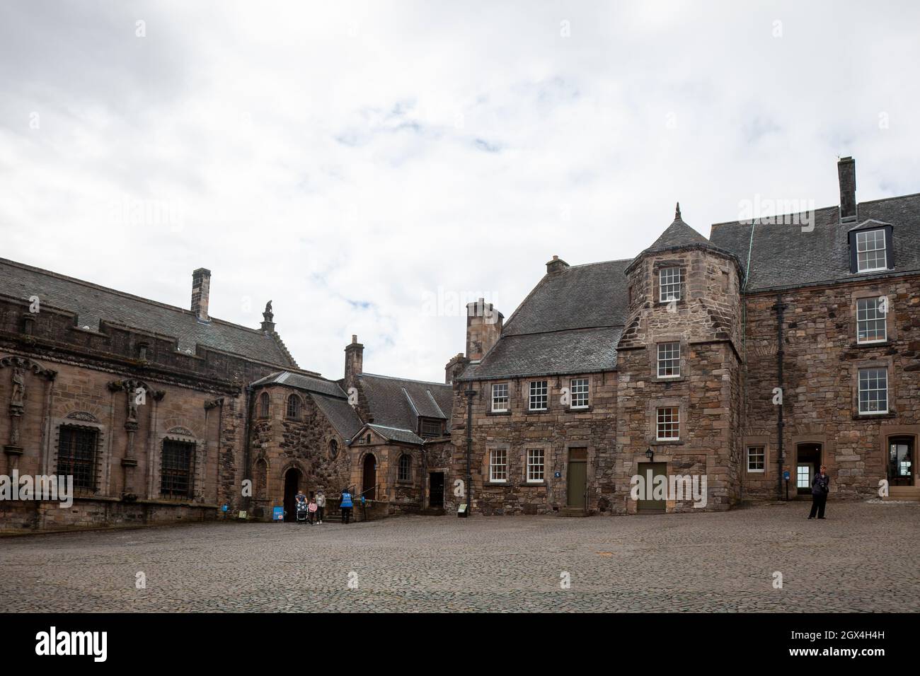 Stirling Castle Courtyard in Scotland Stock Photo - Alamy