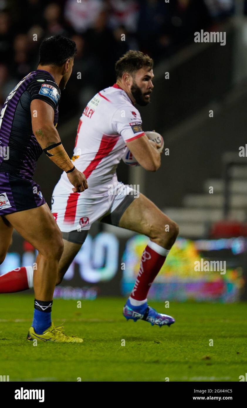 Alex walmsley hi-res stock photography and images - Alamy