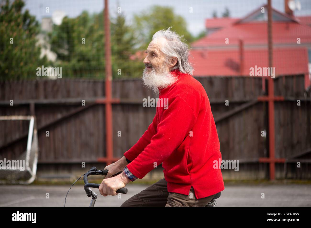 Red bike sweater hi-res stock photography and images - Alamy