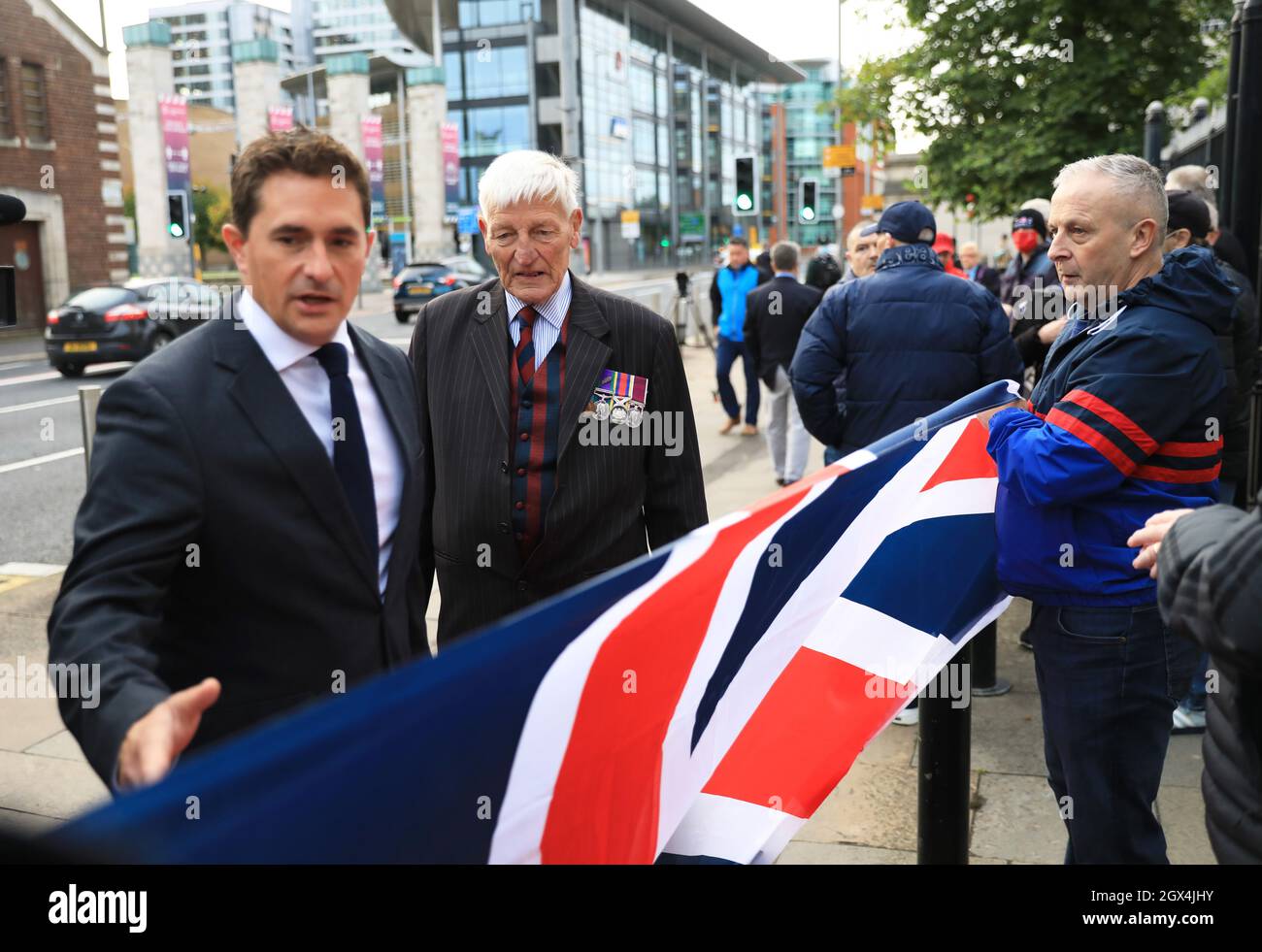 Dennis Hutchings, 80, along with Johnny Mercer (left) former British ...
