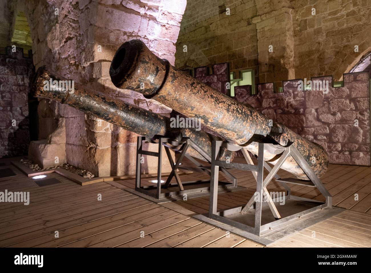 Napoleon cannon hi-res stock photography and images - Alamy