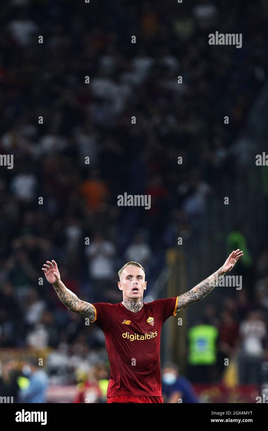 Rick Karsdorp of Roma gestures during the Italian championship Serie A ...