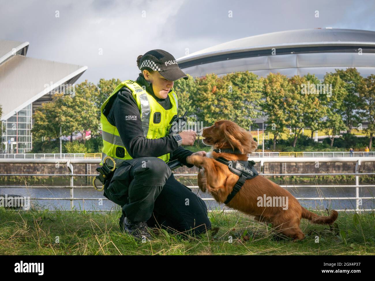 Police dog handler scotland hi-res stock photography and images - Alamy