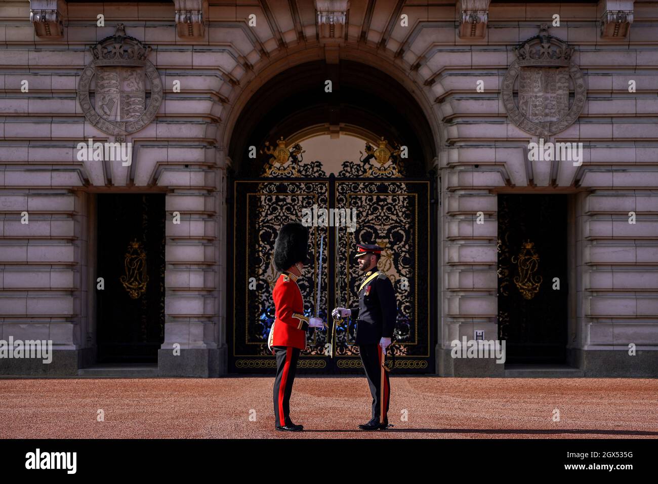 1st regiment royal horse artillery hi-res stock photography and images ...