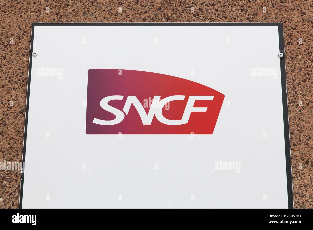 Sncf logo hi-res stock photography and images - Alamy
