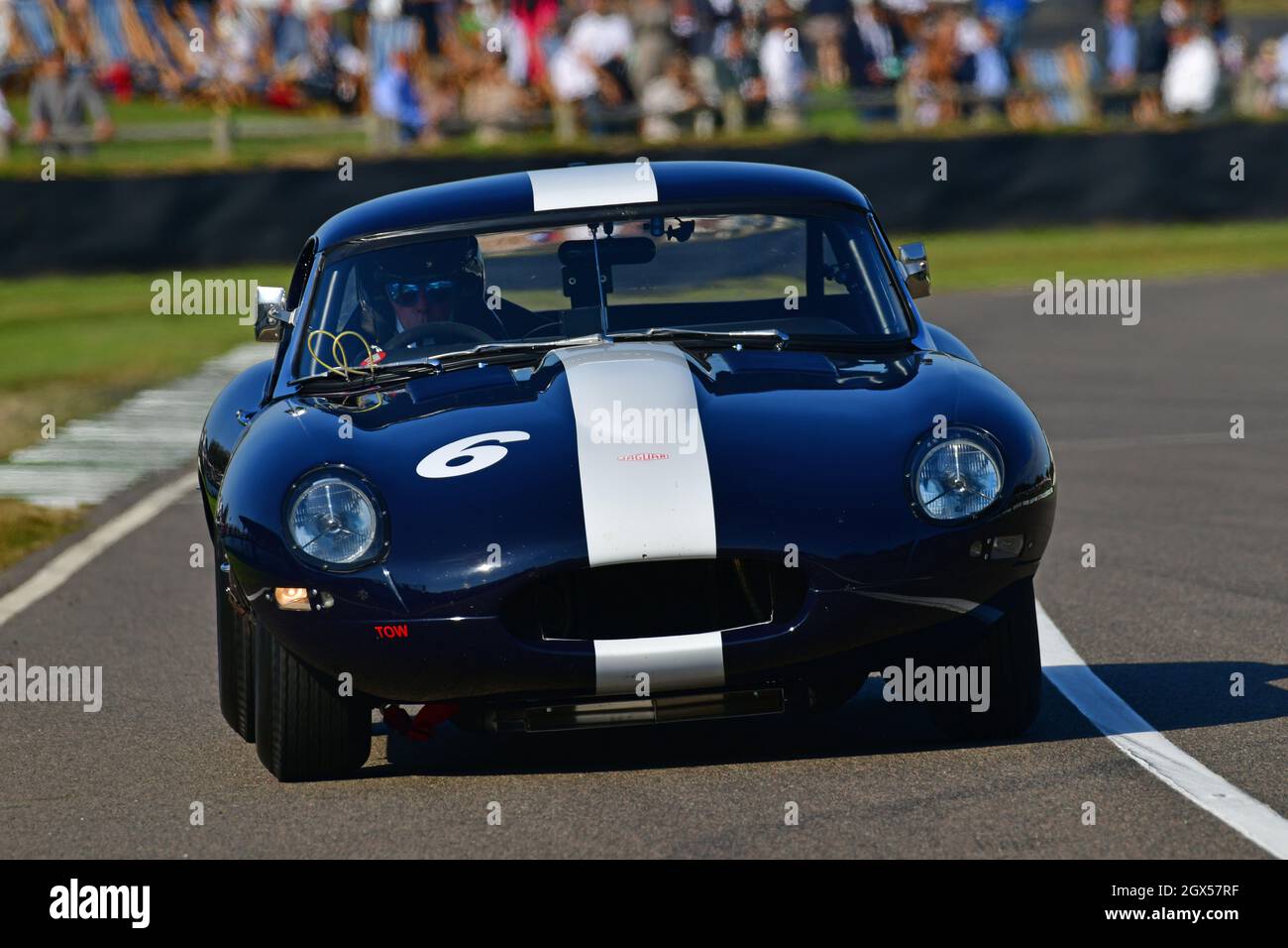 Jaguar e type semi lightweight hi-res stock photography and images - Alamy