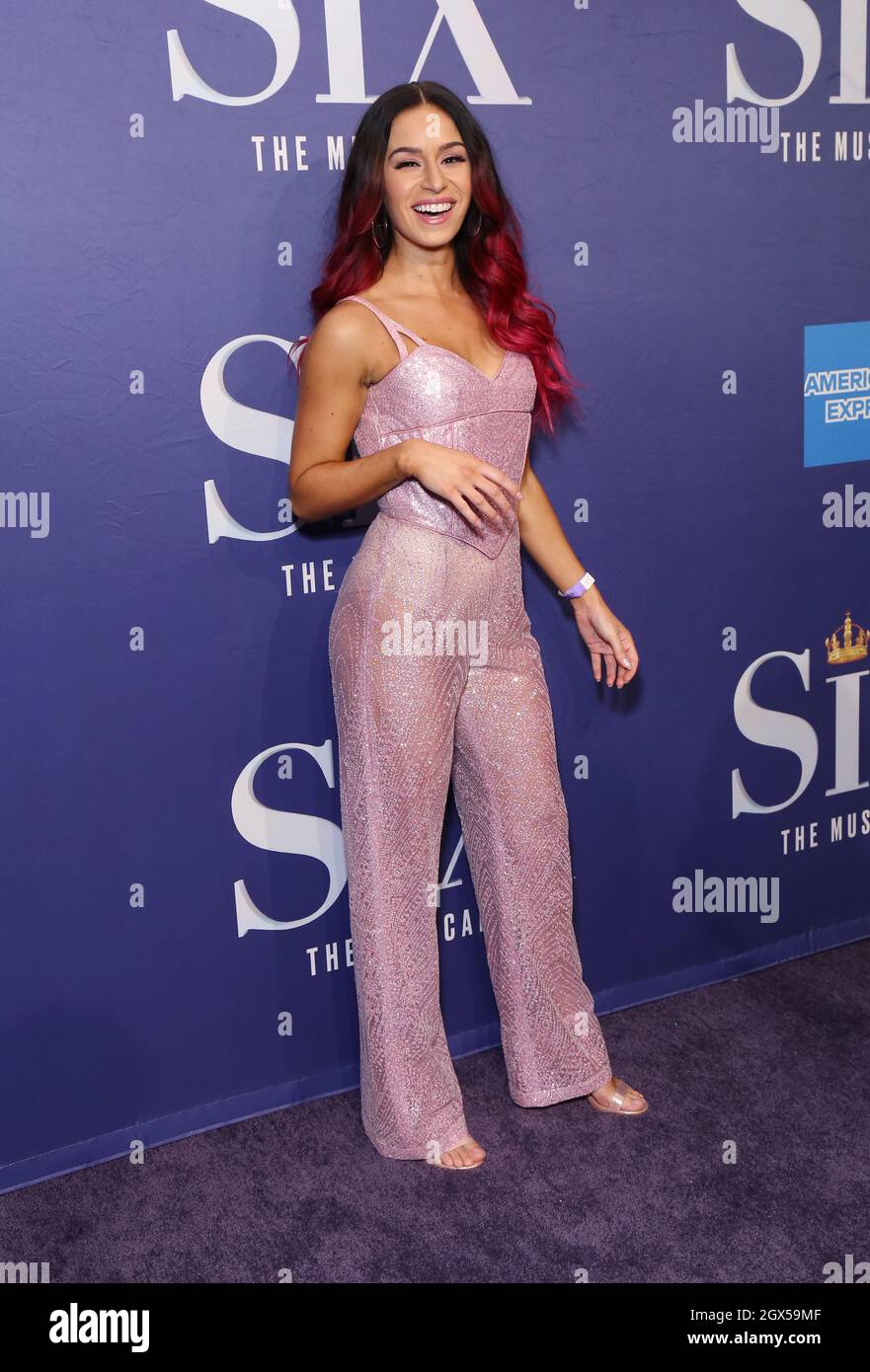 New York, NY, USA. 3rd Oct, 2021. Samantha Pauly arrives at the opening ...