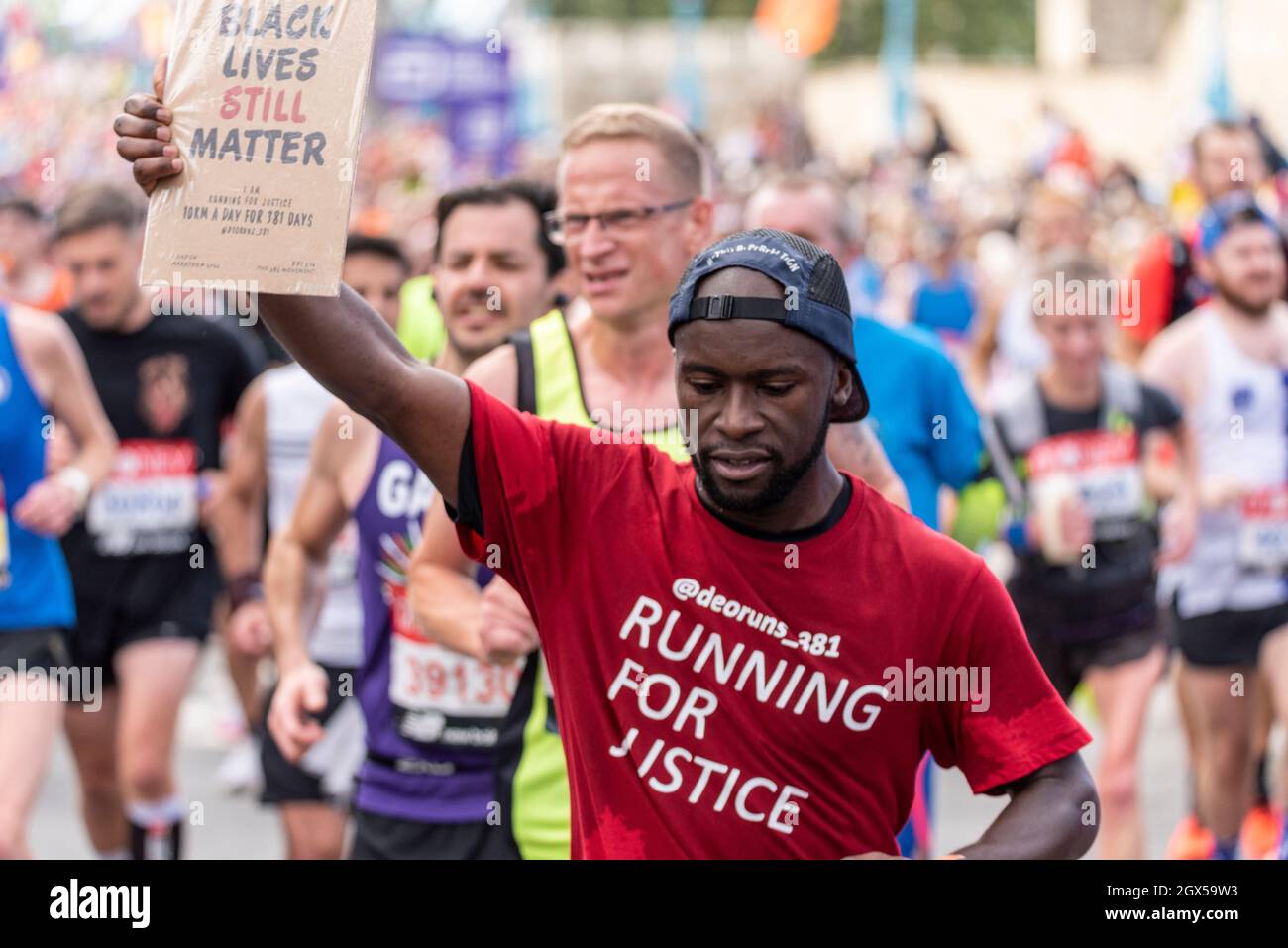 Deo Kato racing in the Virgin Money London Marathon 2021, in Tower Hill ...
