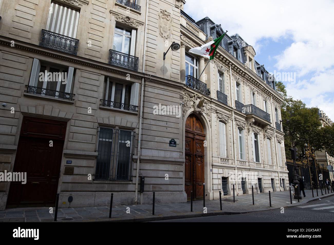 Illustrations of the building of the Peoples Democratic Republic of ...