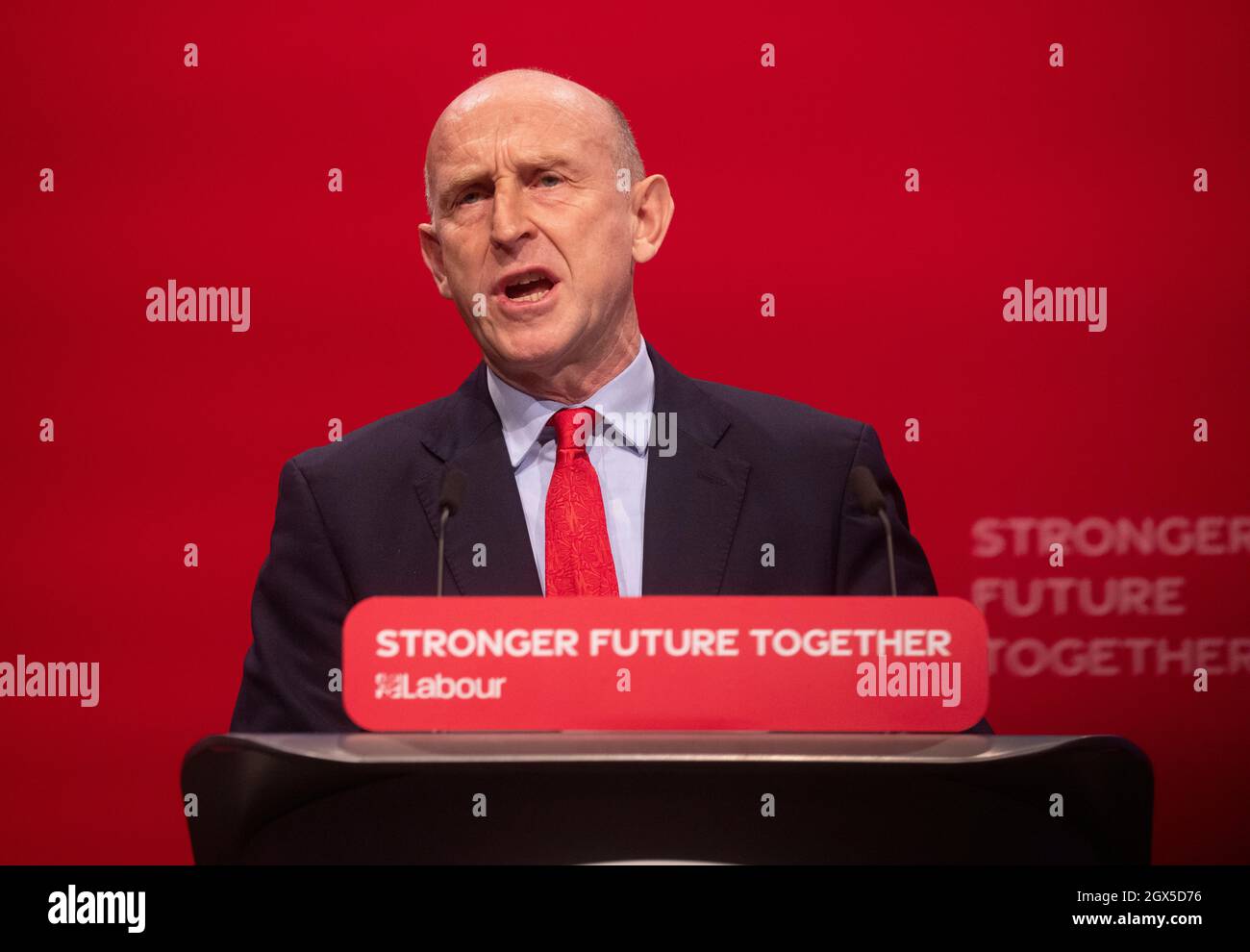 John healey defence hi-res stock photography and images - Alamy