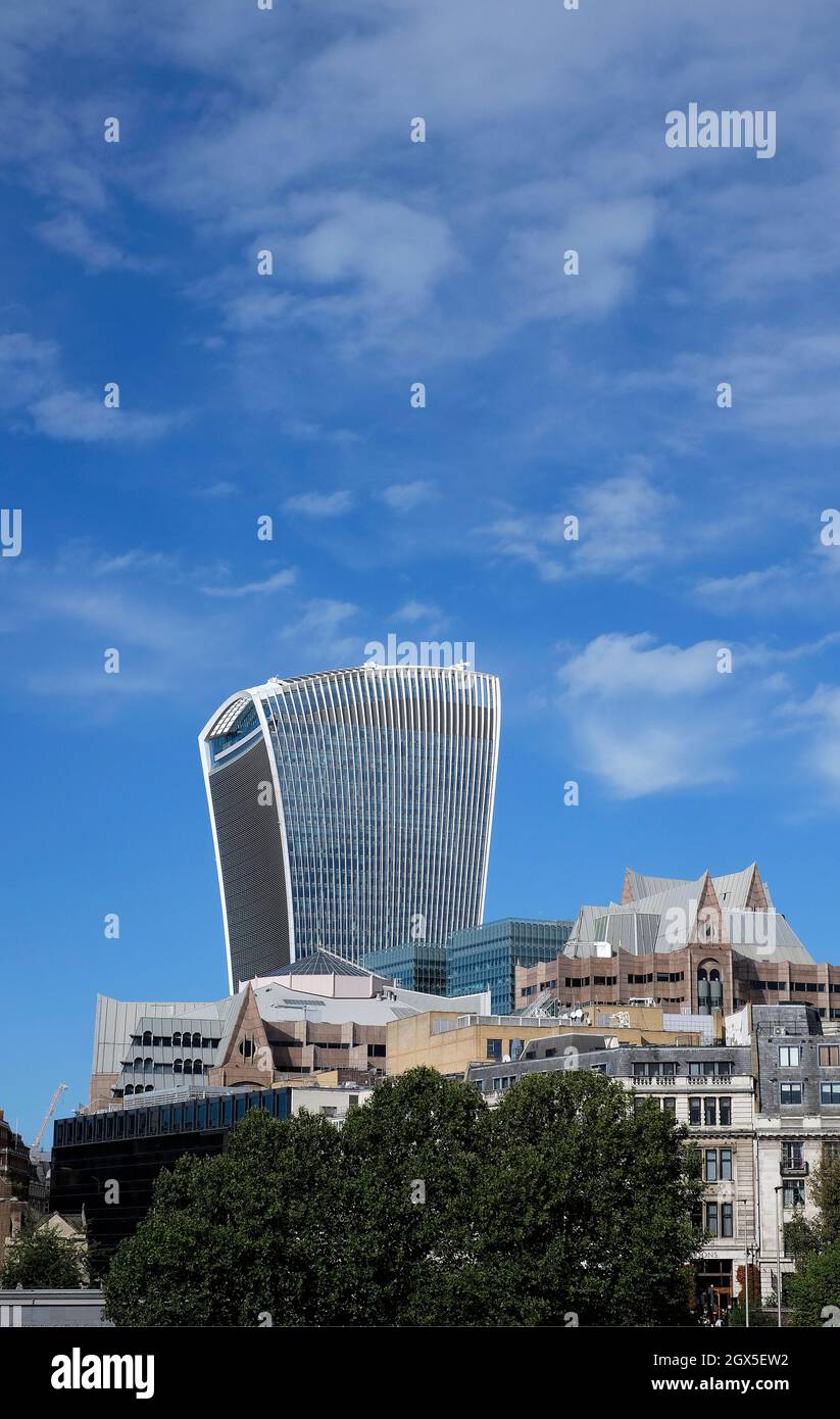walkie talkie building, london skyline, england Stock Photo - Alamy