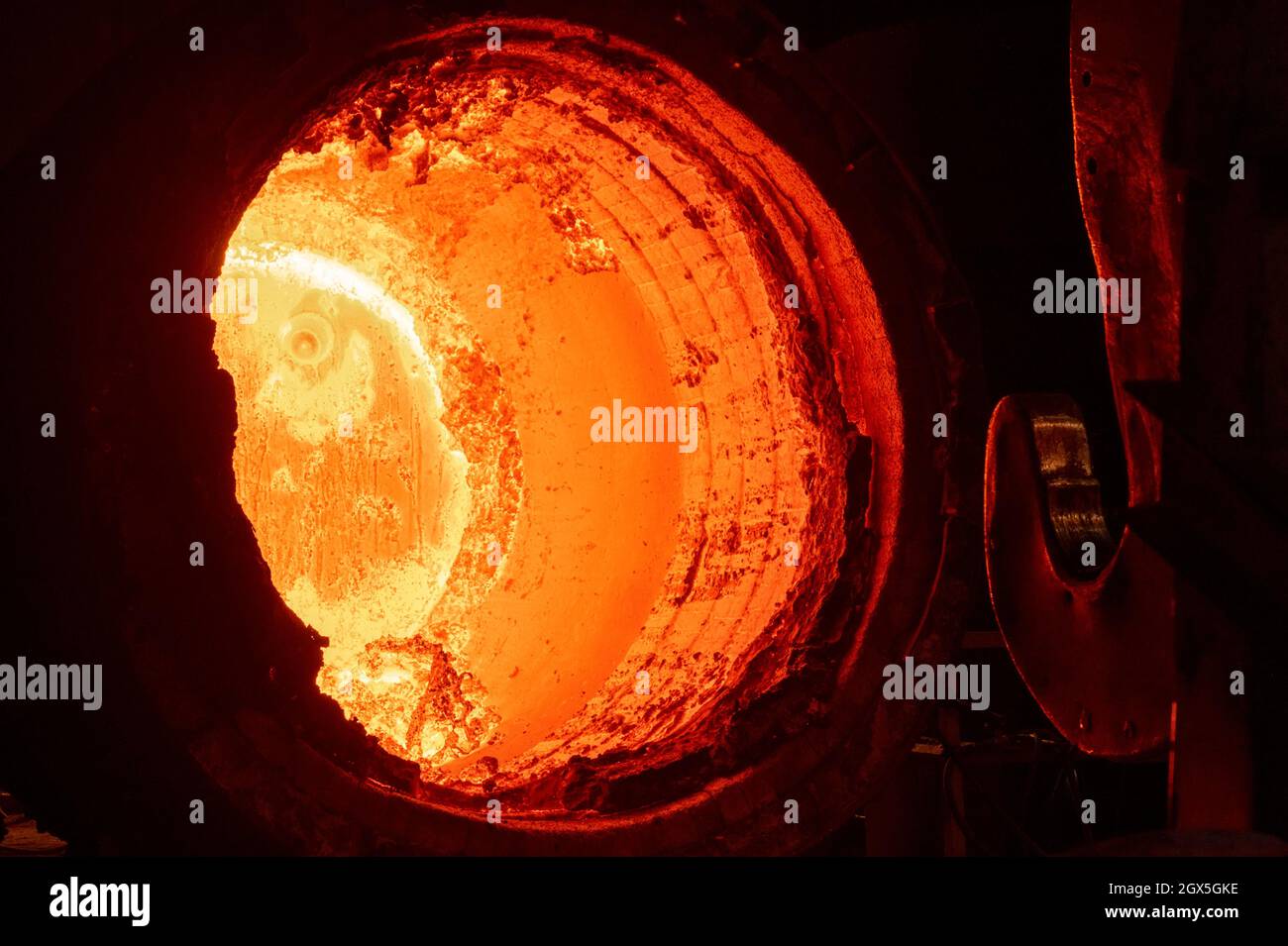 The hot inner surface of the metallurgical ladle Stock Photo - Alamy