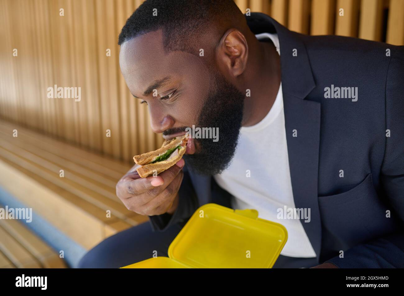 Person big appetite hi-res stock photography and images - Alamy