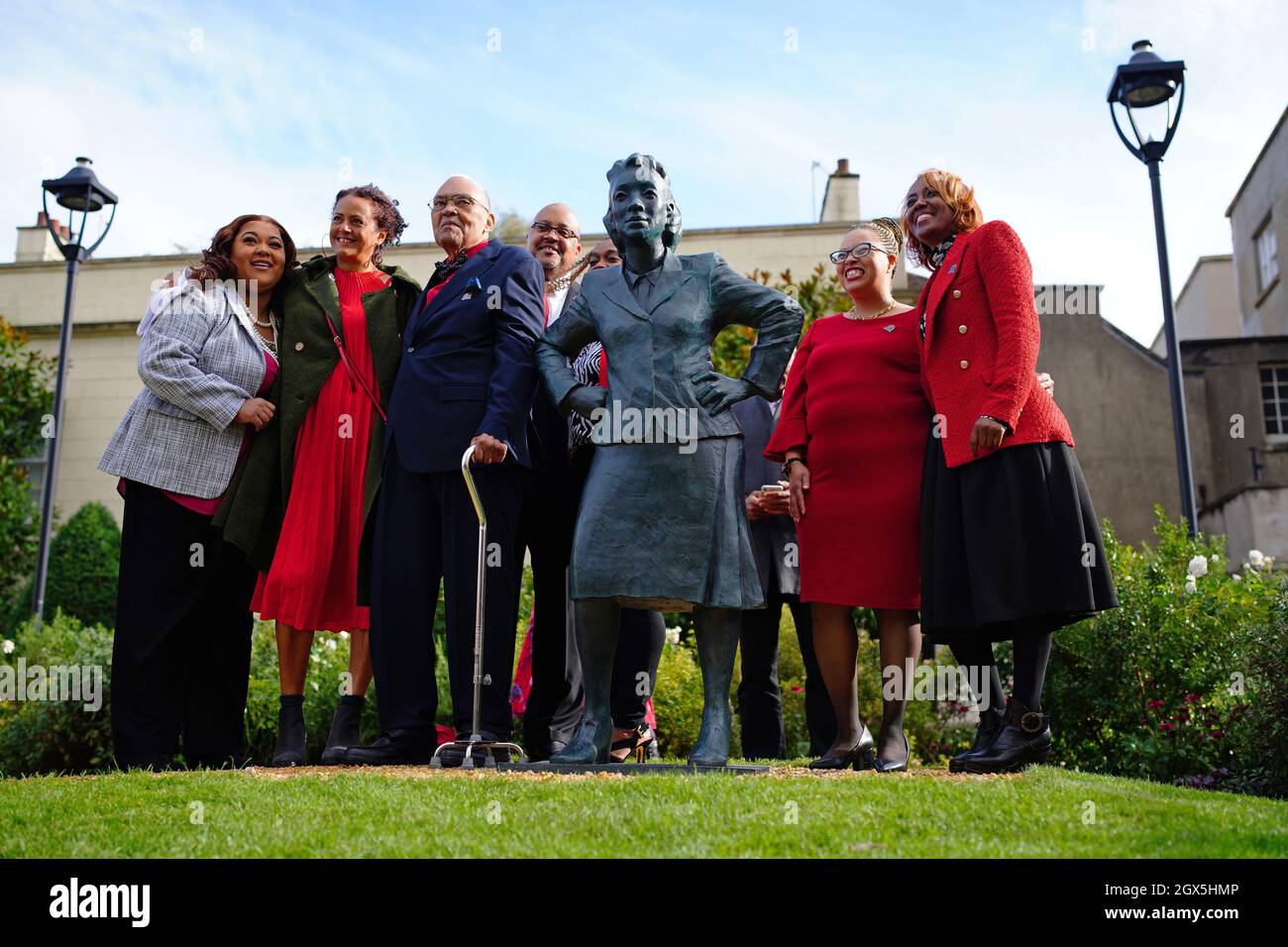The family of Henrietta Lacks and artist Helen Wilson-Roe (second left ...