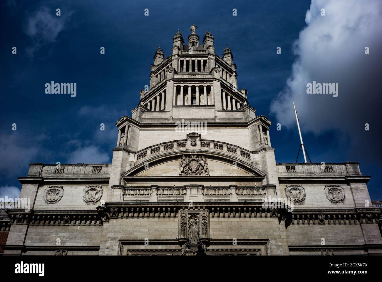 Holy Trinity Brompton Stock Photo - Alamy