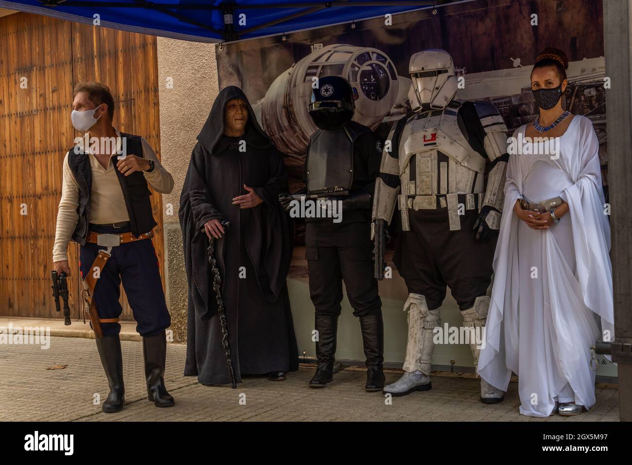 Star Wars Characters Dressed As People