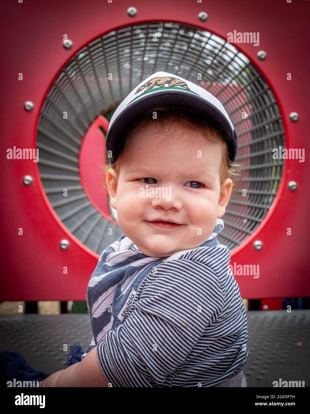 Playground structure hi-res stock photography and images - Alamy