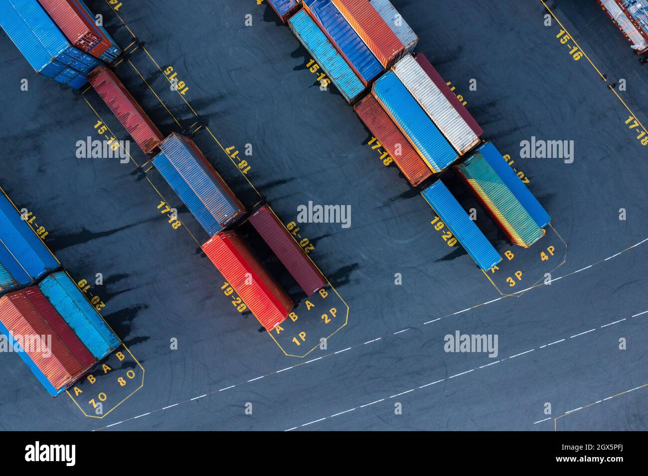 Top View Of Shipping Containers Stock Photo - Alamy