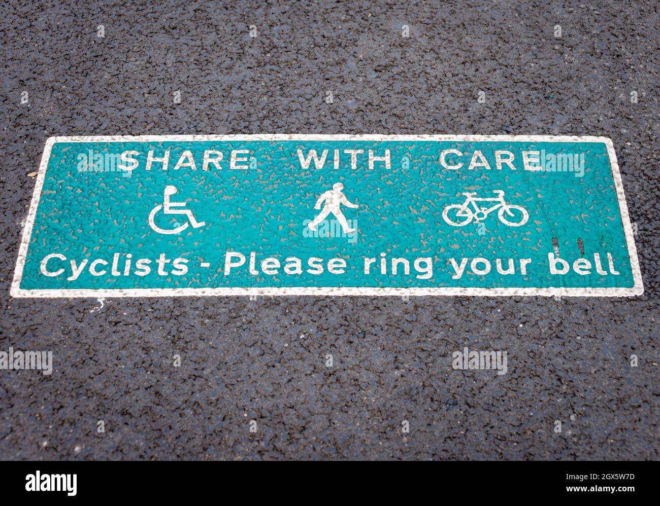 Uk traffic signs ring road hi-res stock photography and images - Alamy