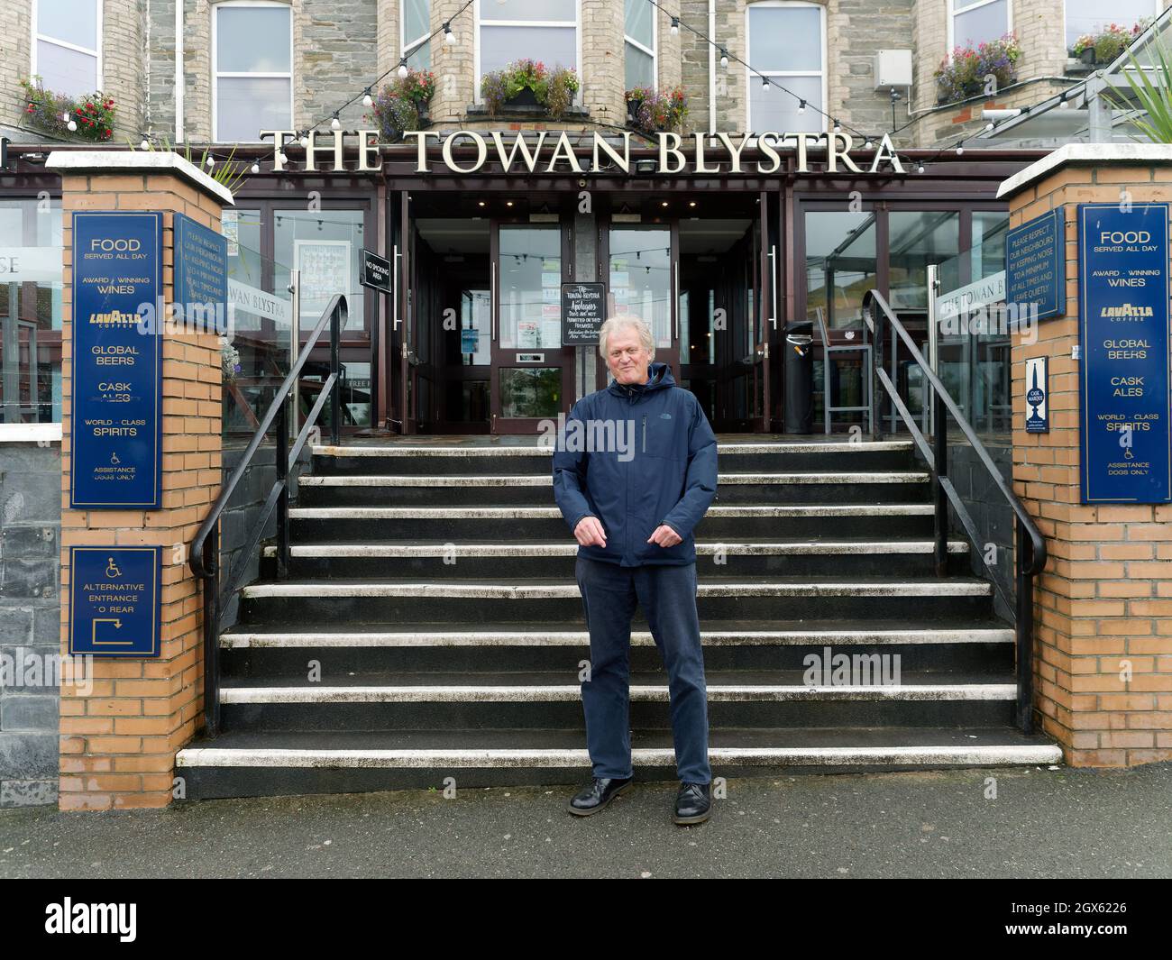 Tim martin appears after record loss hi-res stock photography and ...