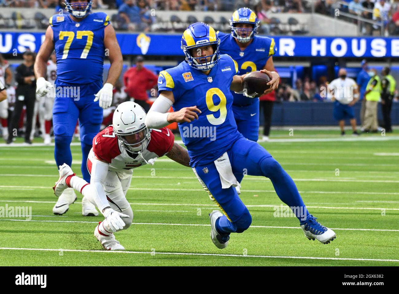 Los Angeles Rams quarterback Matthew Stafford (9) during an NFL ...
