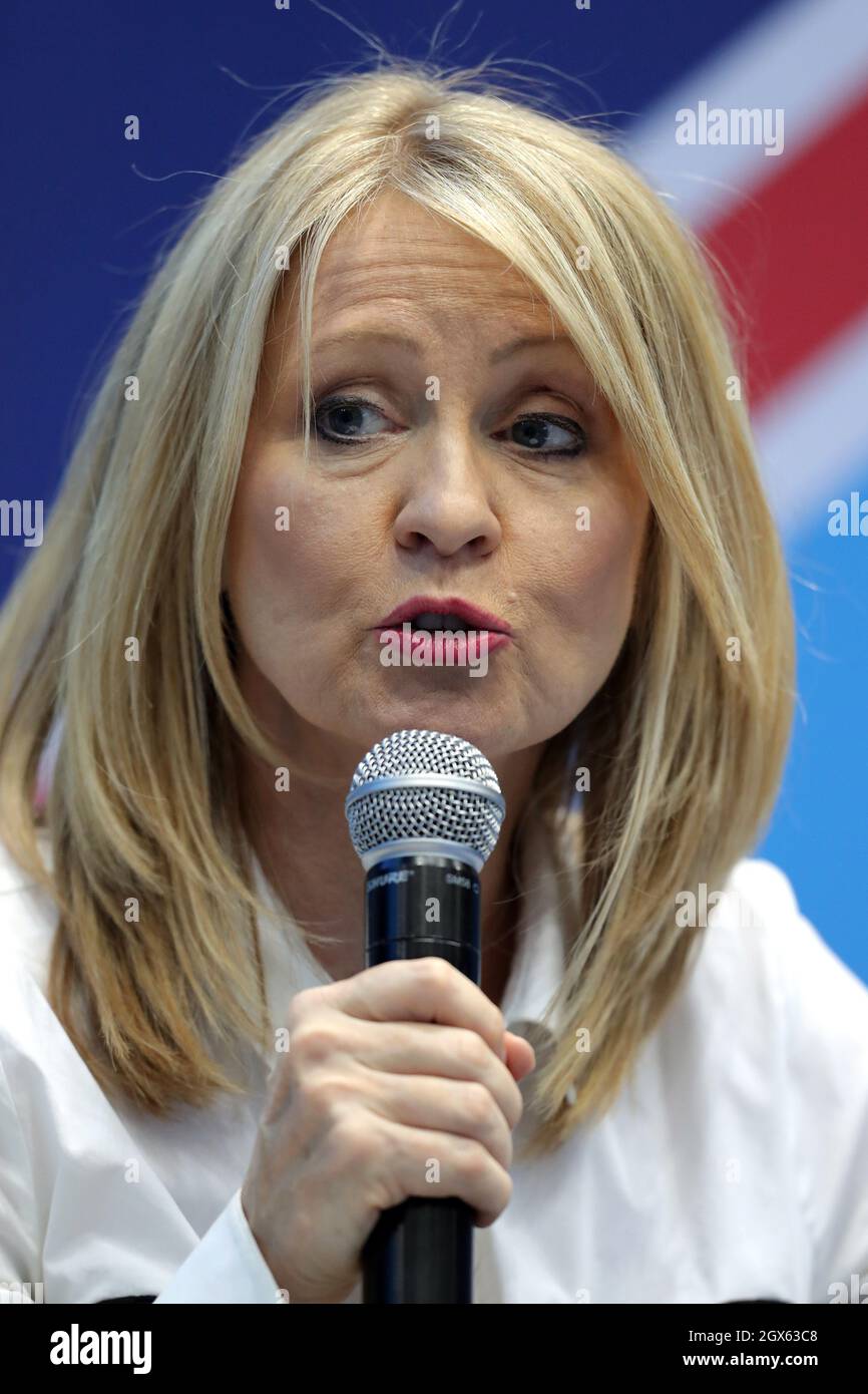 Esther mcvey portrait hi-res stock photography and images - Alamy