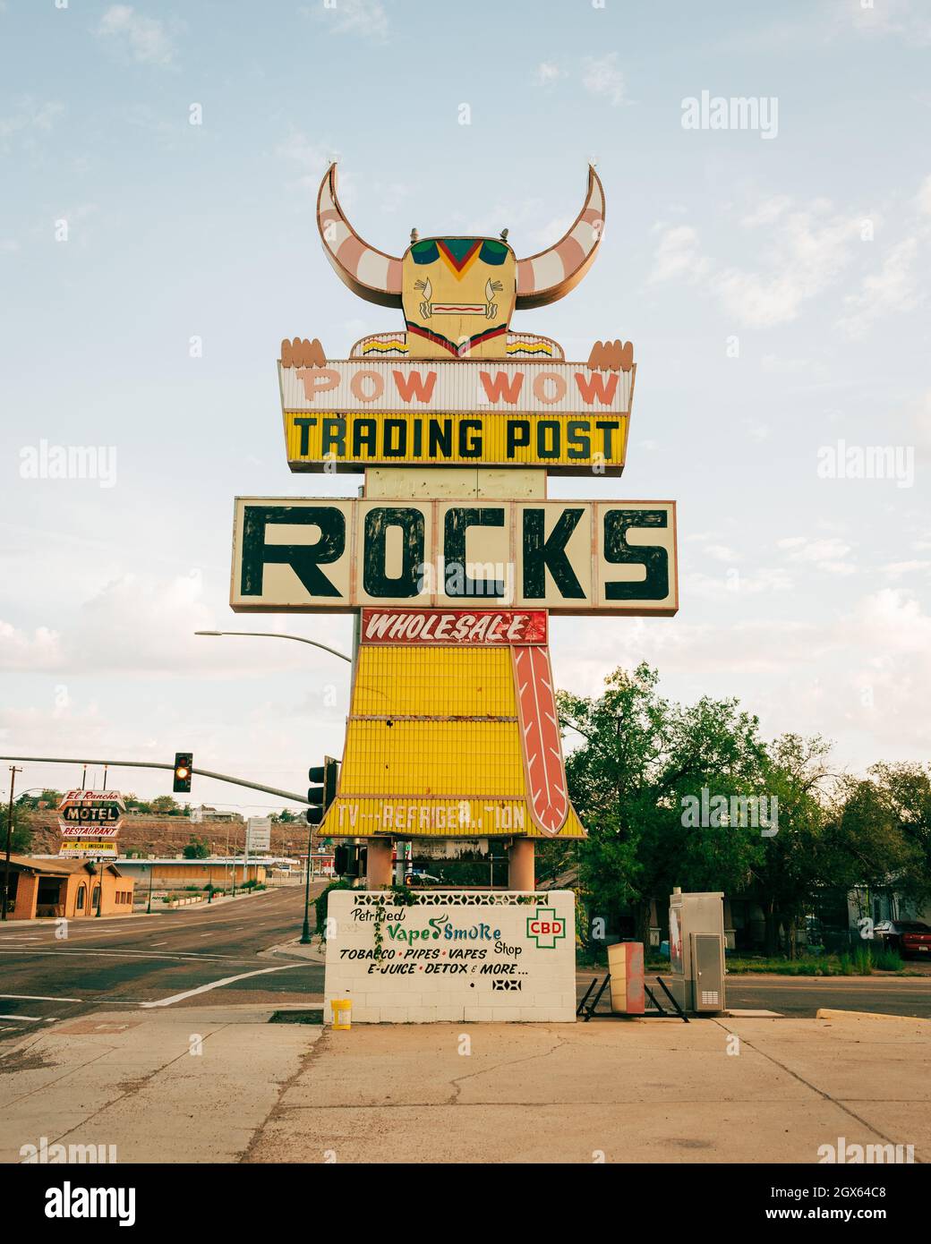 Pow Wow Trading Post sign, on Route 66 in Holbrook, Arizona Stock Photo ...