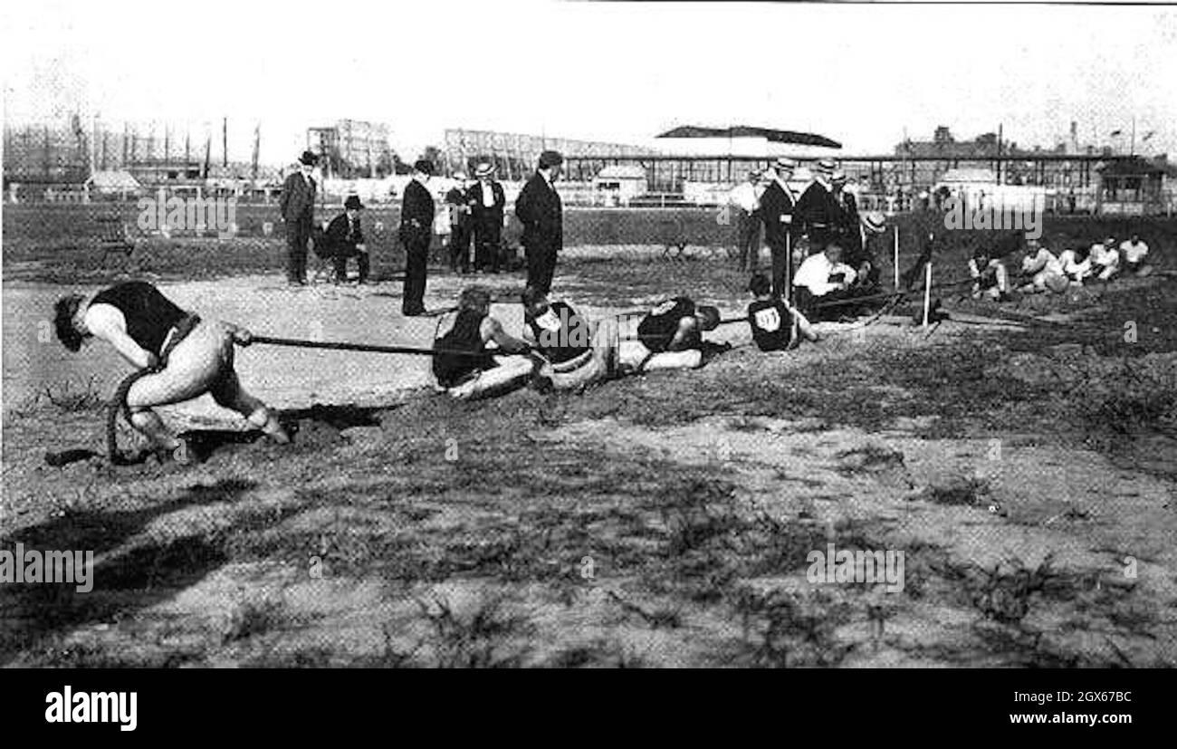 History tug of war Black and White Stock Photos & Images - Alamy