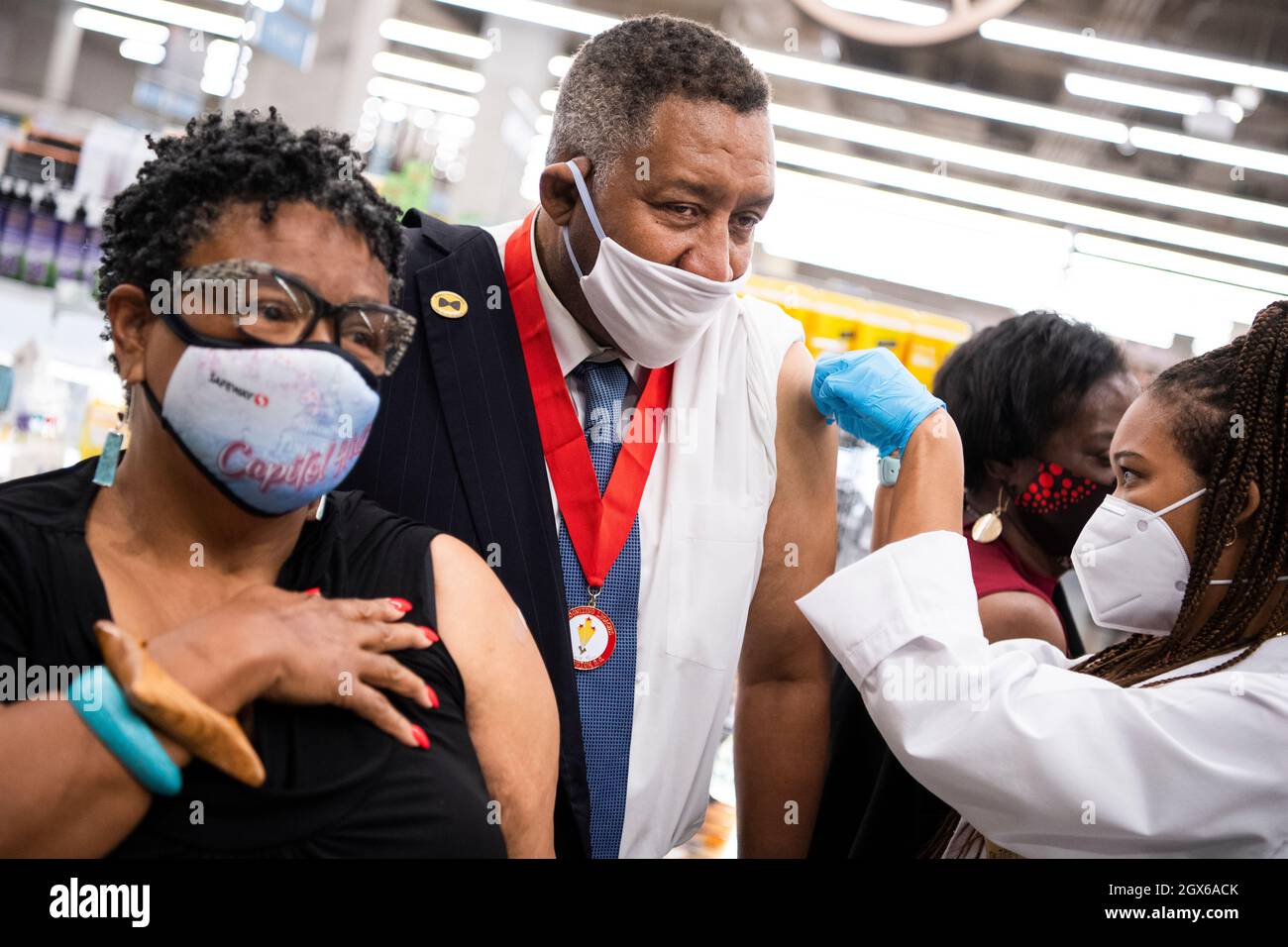 UNITED STATES - OCTOBER 4: From left, Germaine T. Leftwich, 67, Frank ...