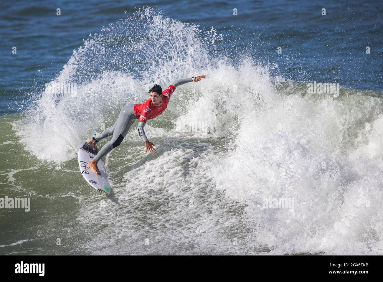 Ericeira, Portugal. 04th Oct, 2021. Brazilian Alex Ribeiro competes ...