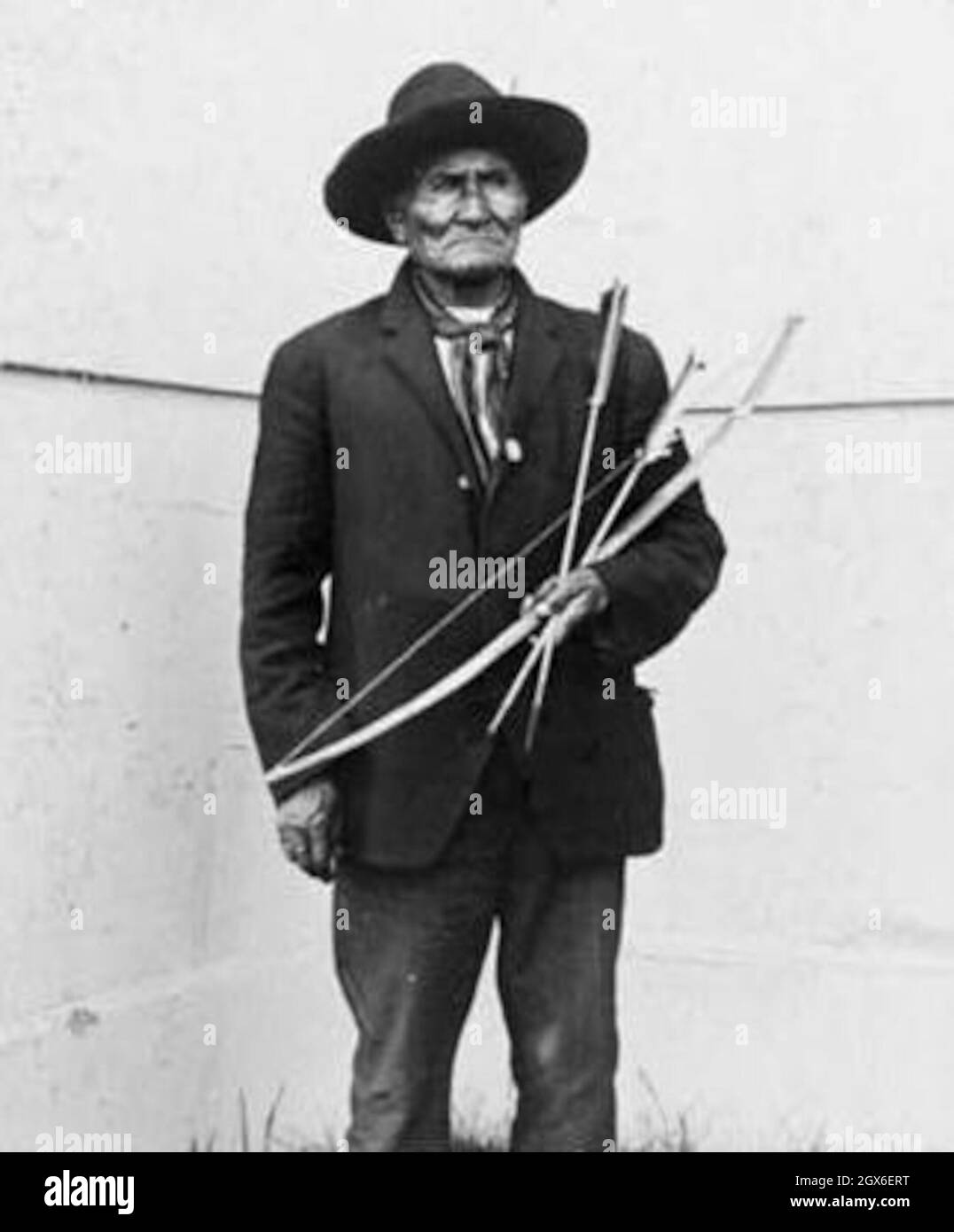 Chief Geronimo High Resolution Stock Photography and Images - Alamy