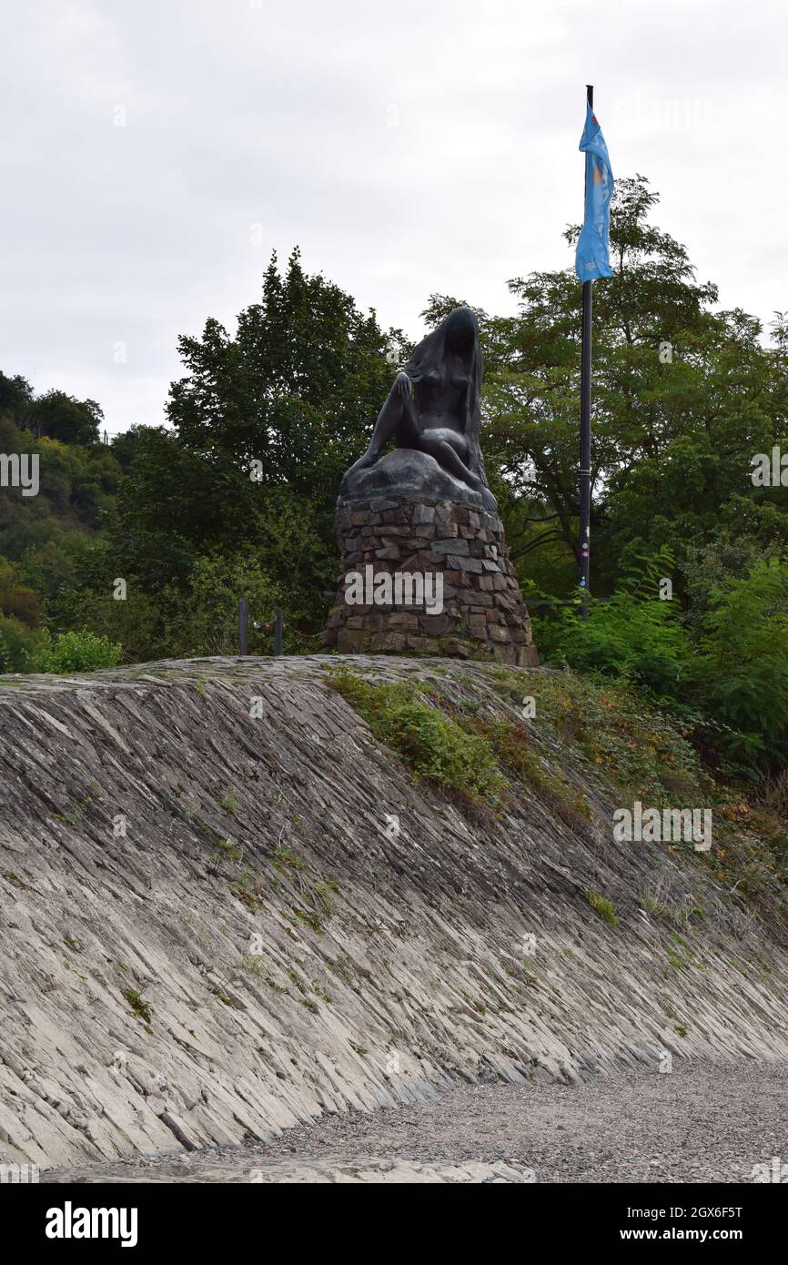 Lorelei statue hi-res stock photography and images - Alamy