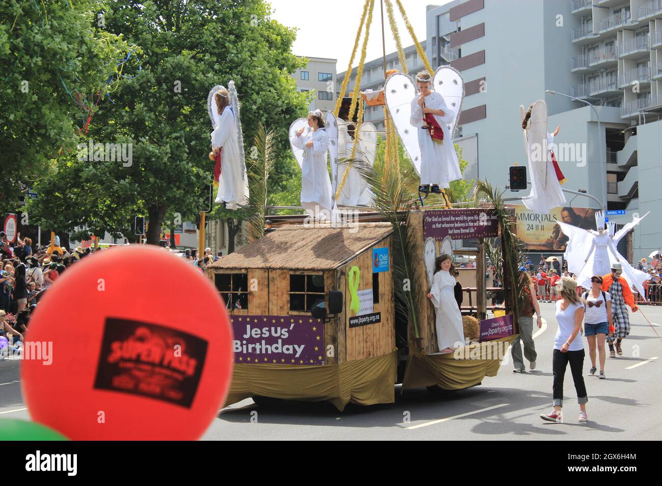 Christmas parade in Auckland. New Zealand. 20 Nov. 2011 Stock Photo - Alamy