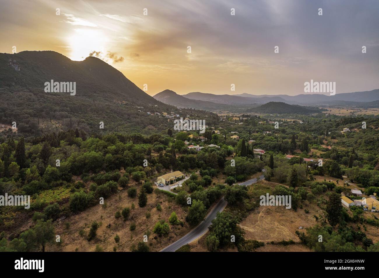 George mountain hi-res stock photography and images - Alamy