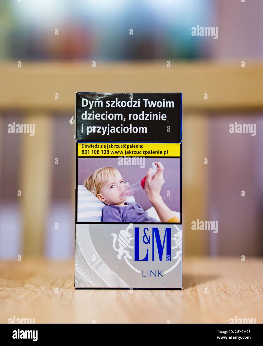 L&m pack hi-res stock photography and images - Alamy