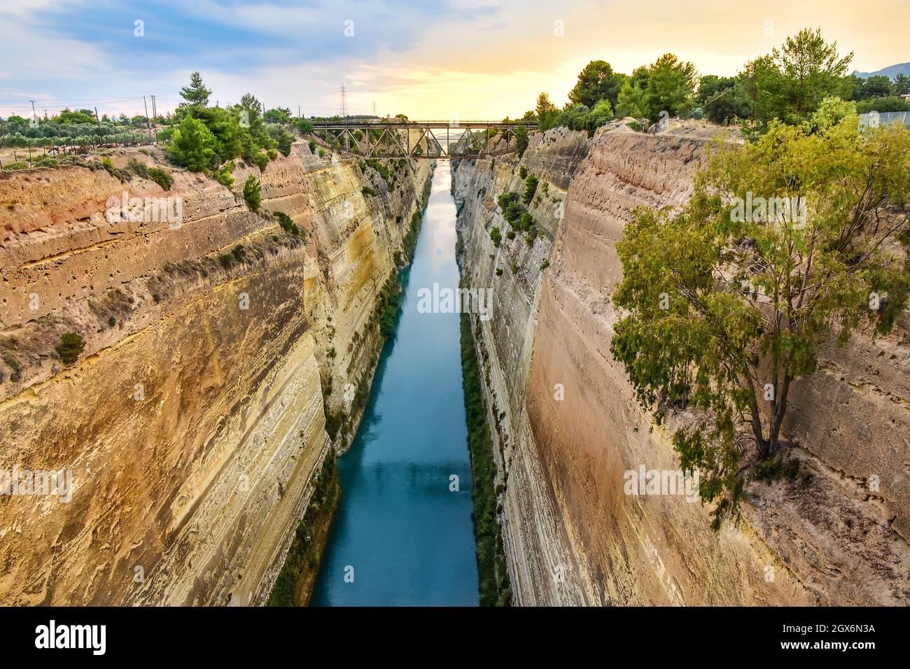 Corinth greece coast hi-res stock photography and images - Alamy