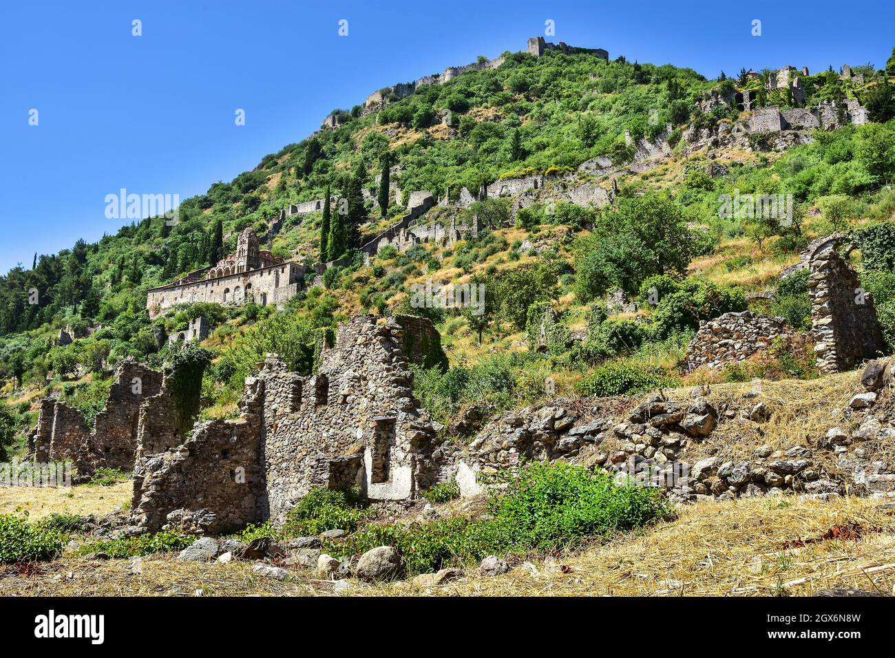 Mystras castle hi-res stock photography and images - Alamy