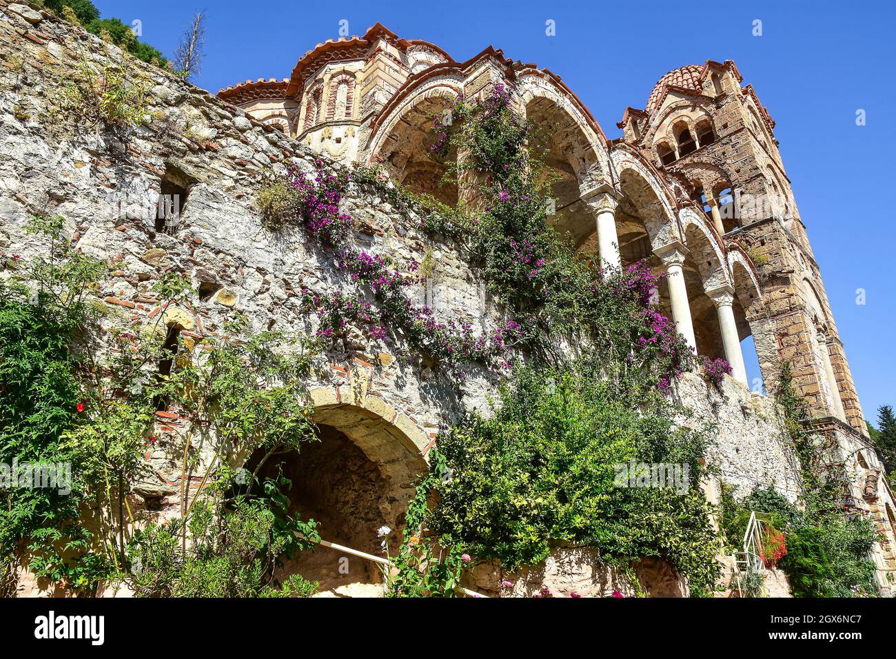 Mystras castle hi-res stock photography and images - Alamy