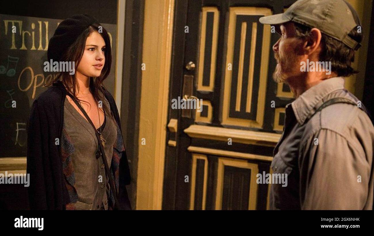 USA. Billy Crudup and Selena Gomez in a scene from the ©Unified ...
