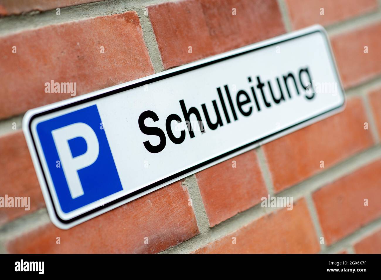 Headmaster sign hi-res stock photography and images - Alamy