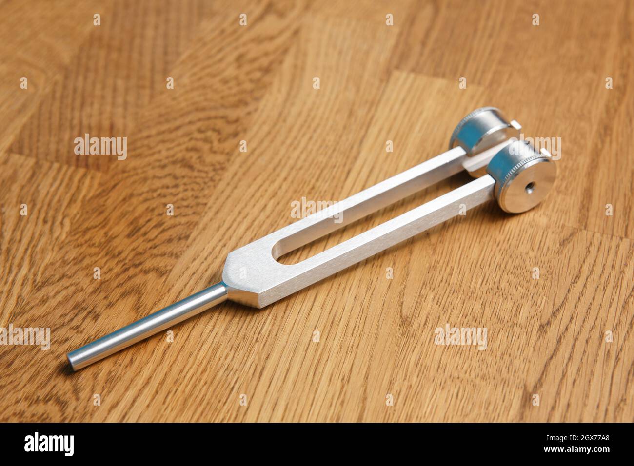 Tuning fork symbol hi-res stock photography and images - Alamy