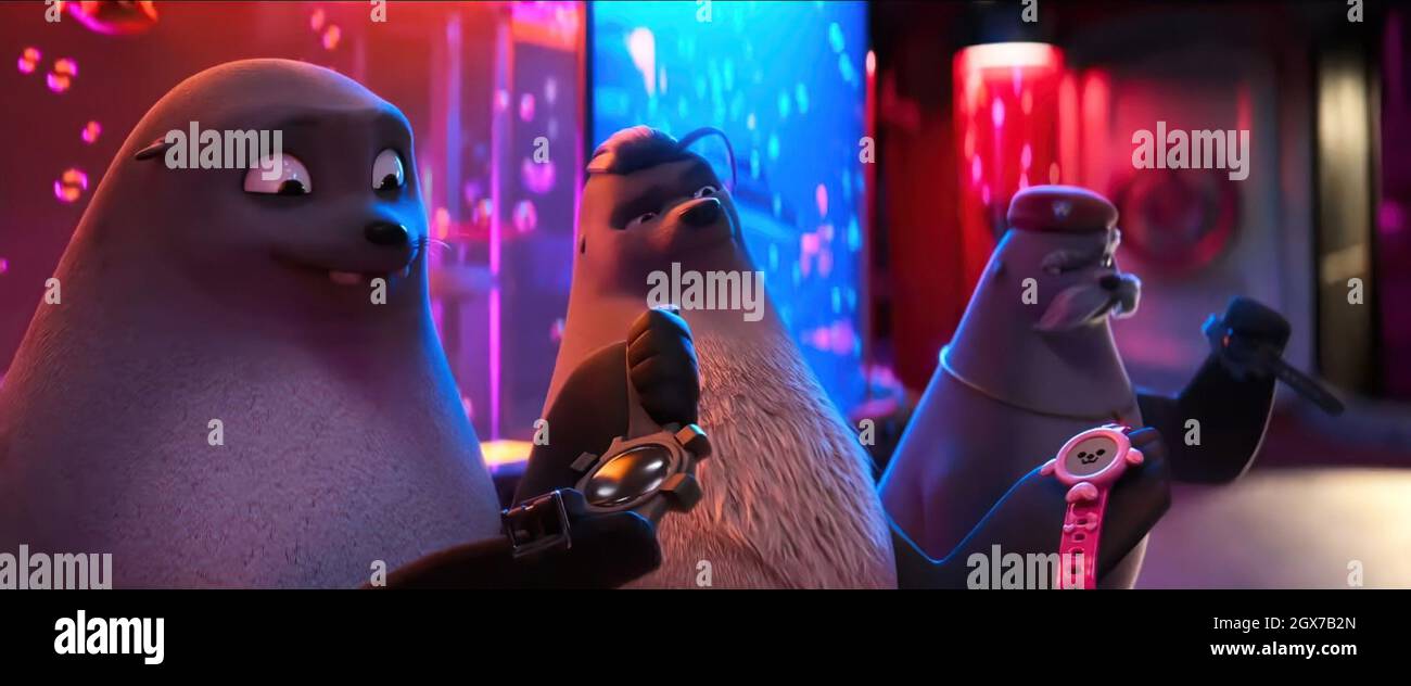 SEAL TEAM, from left: Beth (voice: Kristen Schaal), Geraldo (voice ...