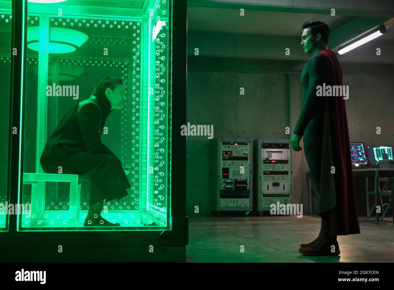 SUPERMAN AND LOIS, (aka SUPERMAN & LOIS), from left: Adam Rayner, Tyler ...