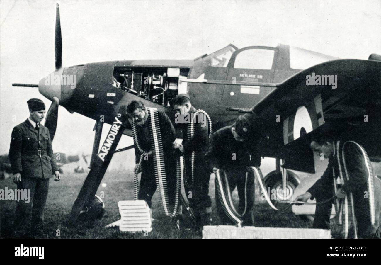 Raf ground crew ww2 hi-res stock photography and images - Alamy