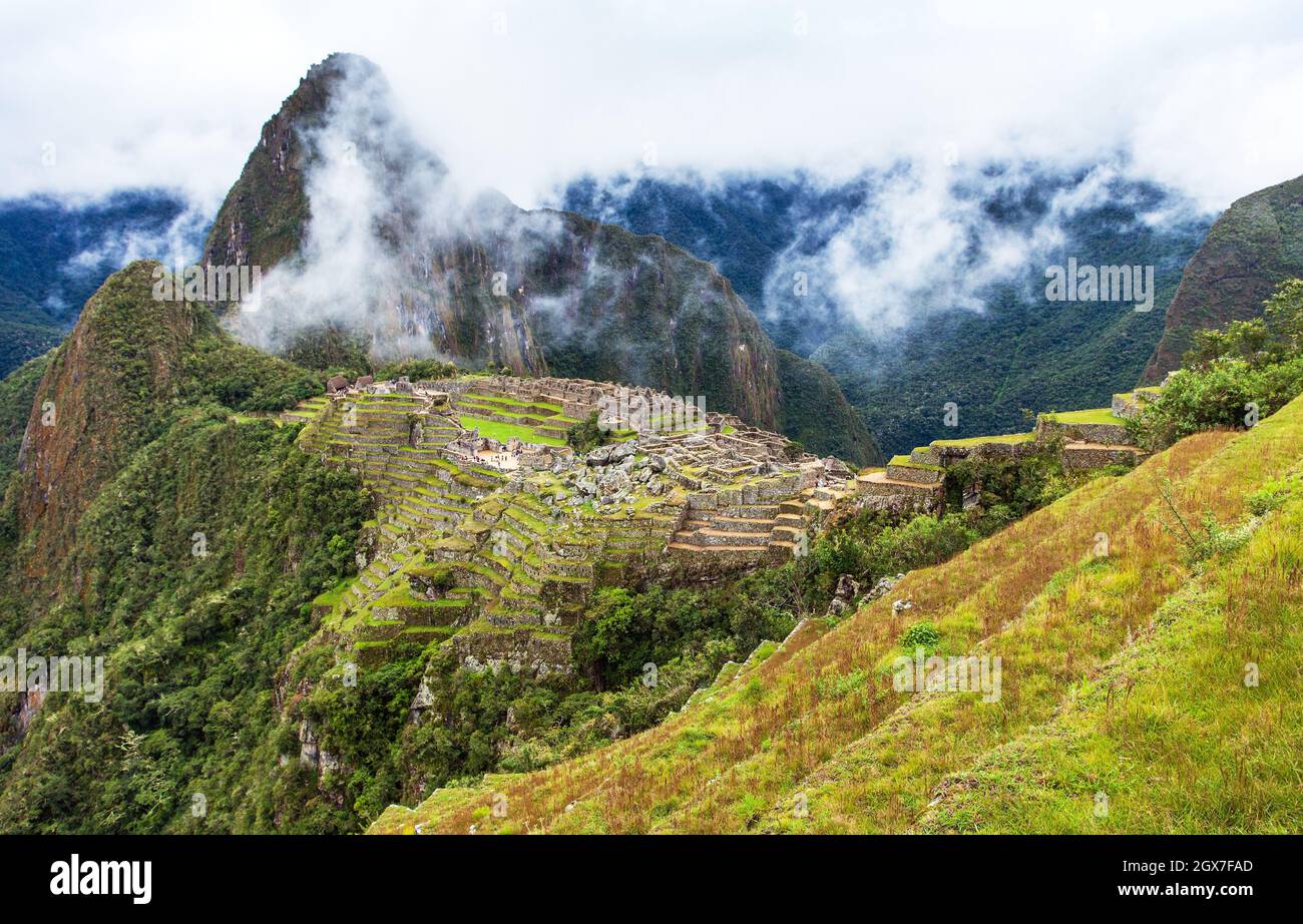 Machu Picchu, panoramic view of peruvian incan town, unesco world ...