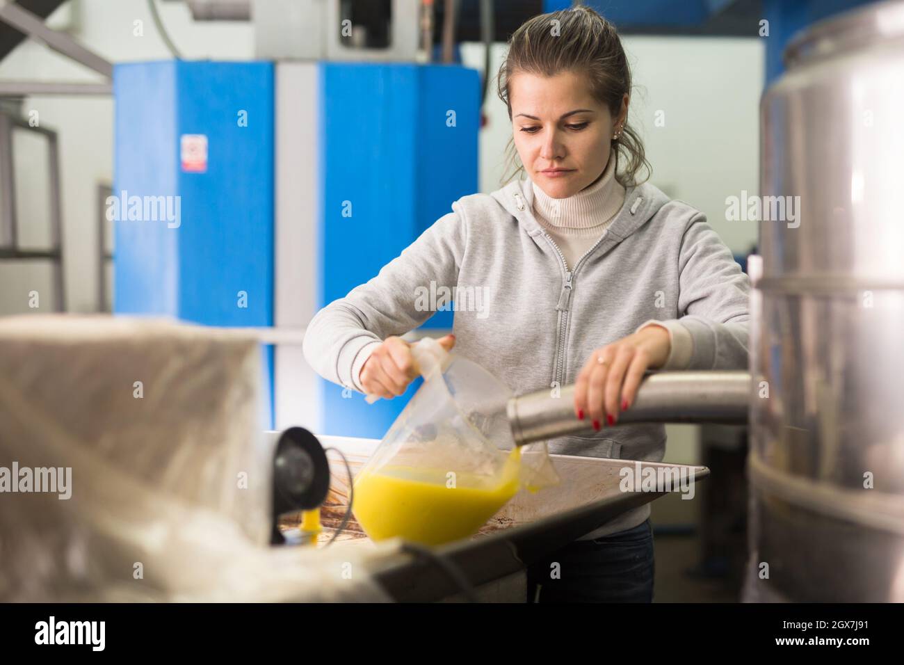 Decanting hi-res stock photography and images - Alamy