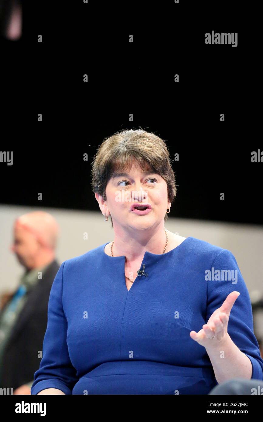 Arlene lewis hi-res stock photography and images - Alamy