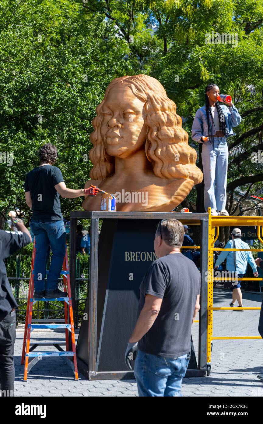 Statue Of The Police Death Violence Victims Placed At Union Square NYC ...