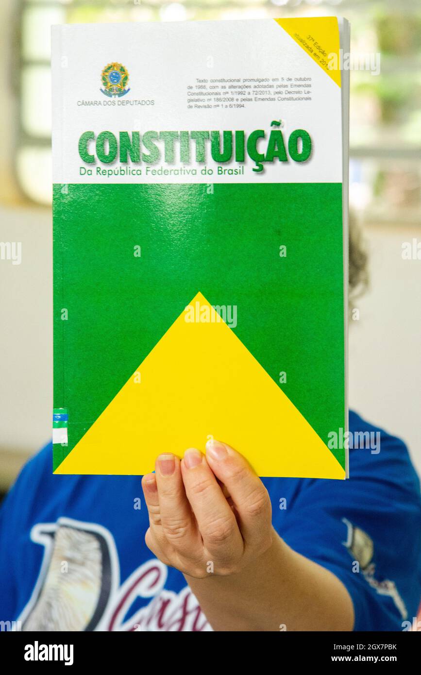Porto Ferreira, Brazil. 04th Oct, 2021. This Tuesday (5th), the ...